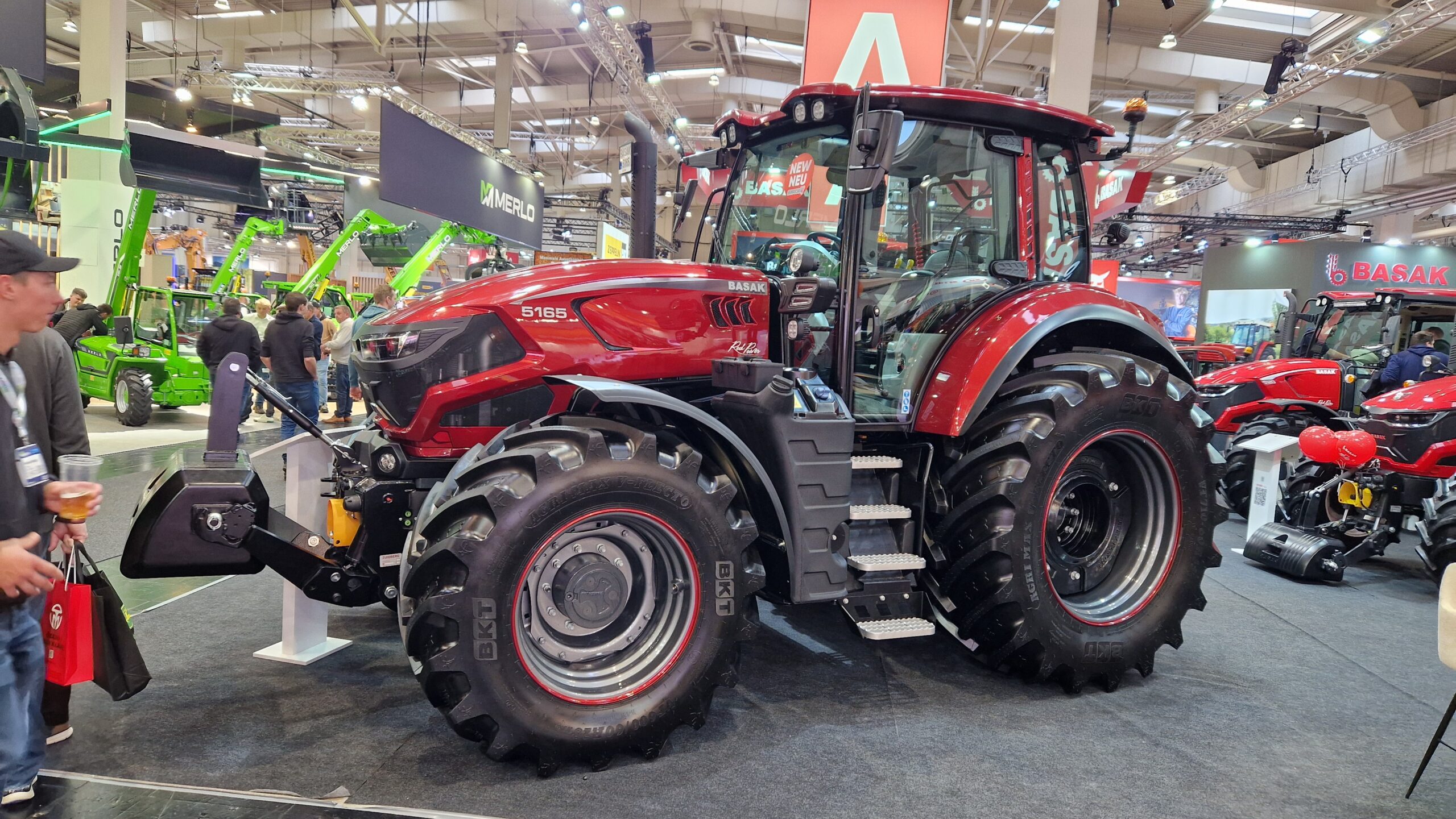 Basak 5165 traktor - SZEGÁNA Kft.